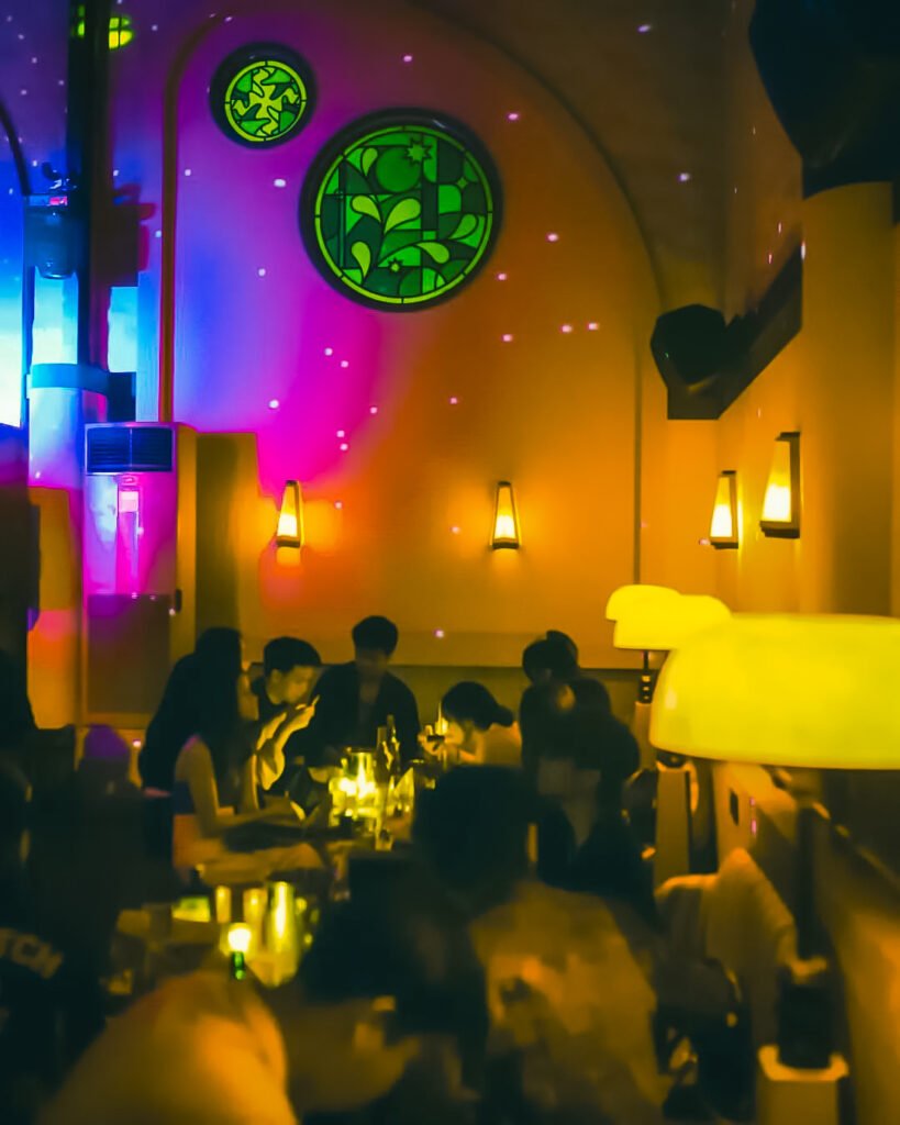 Opiuci Bar & Chamber of Memoir - Weekend Vibe